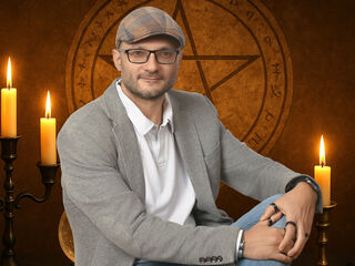 FREE I Ching Reading - iFate.com